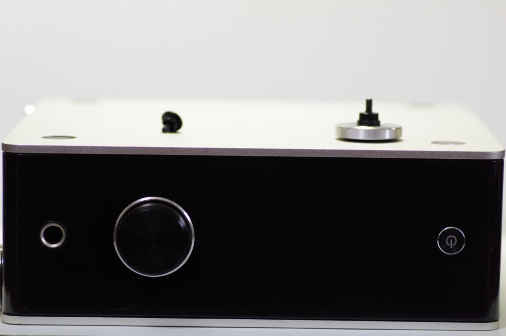 フルデジタルアンプが奏でる、高解像度な音質、ハイパワーなヘッドホンアンプ denon da-310usb - ガジェろぐ