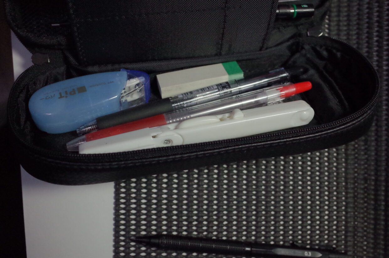 文房具好きのための筆箱 NOMADIC ペンケース PF-05N - ガジェろぐ